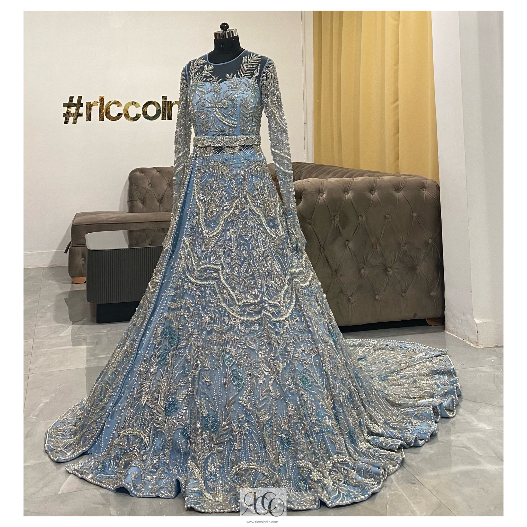 BLUE EMBROIDERED GOWN – Ricco India